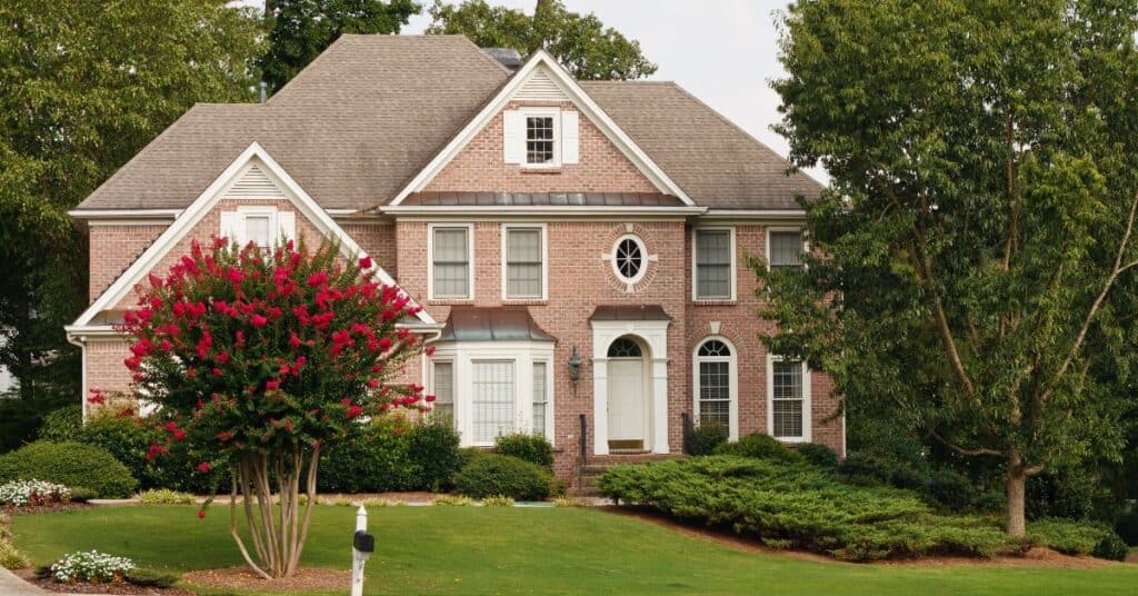 11 Prettiest Flowering Trees You Can Grow Today!