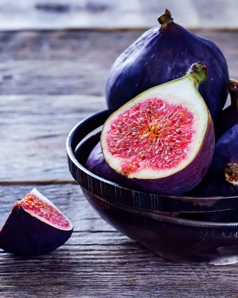 9 Best Fig Trees To Grow For Fruit In Less Time (1st Year)